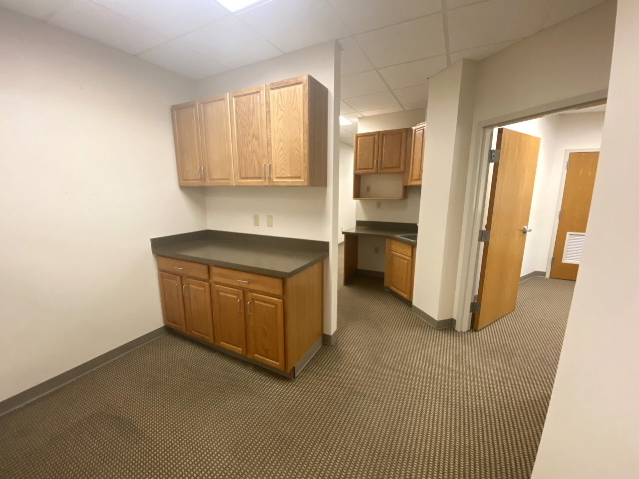 1900 NW Blvd Suite 206 | Parkwood Business Properties